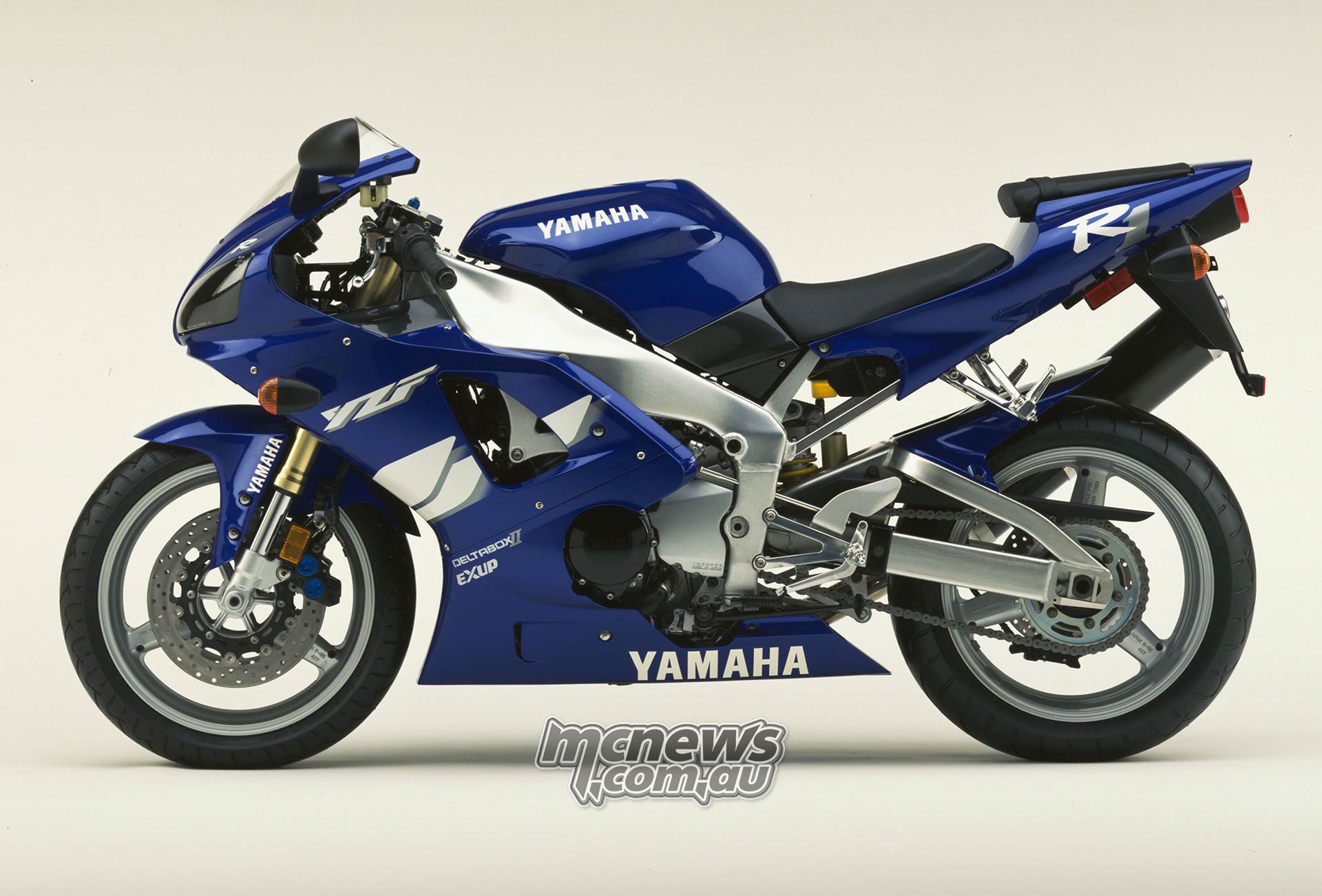 The Yamaha YZF-R1 turns 25 - History of the YZF-R1 | MCNews