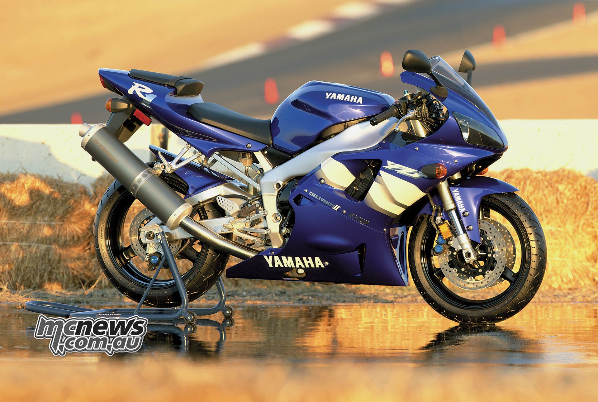 The Yamaha YZF-R1 turns 25 - History of the YZF-R1 | MCNews