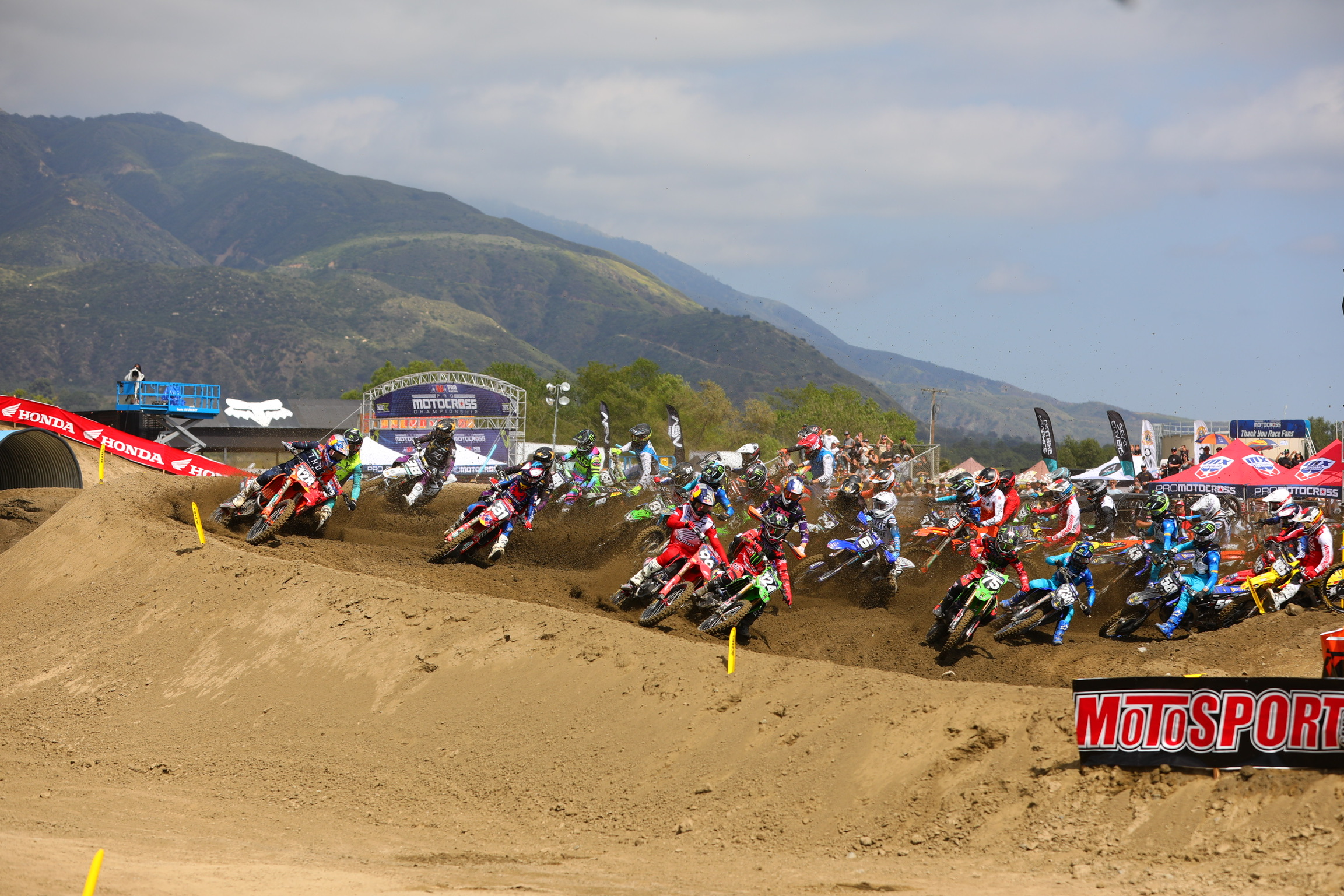 Lawrence brothers and Honda dominate AMA MX opener | MCNews