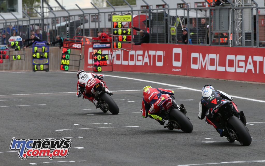 Three different BSB race winners across Oulton Park round | MCNews