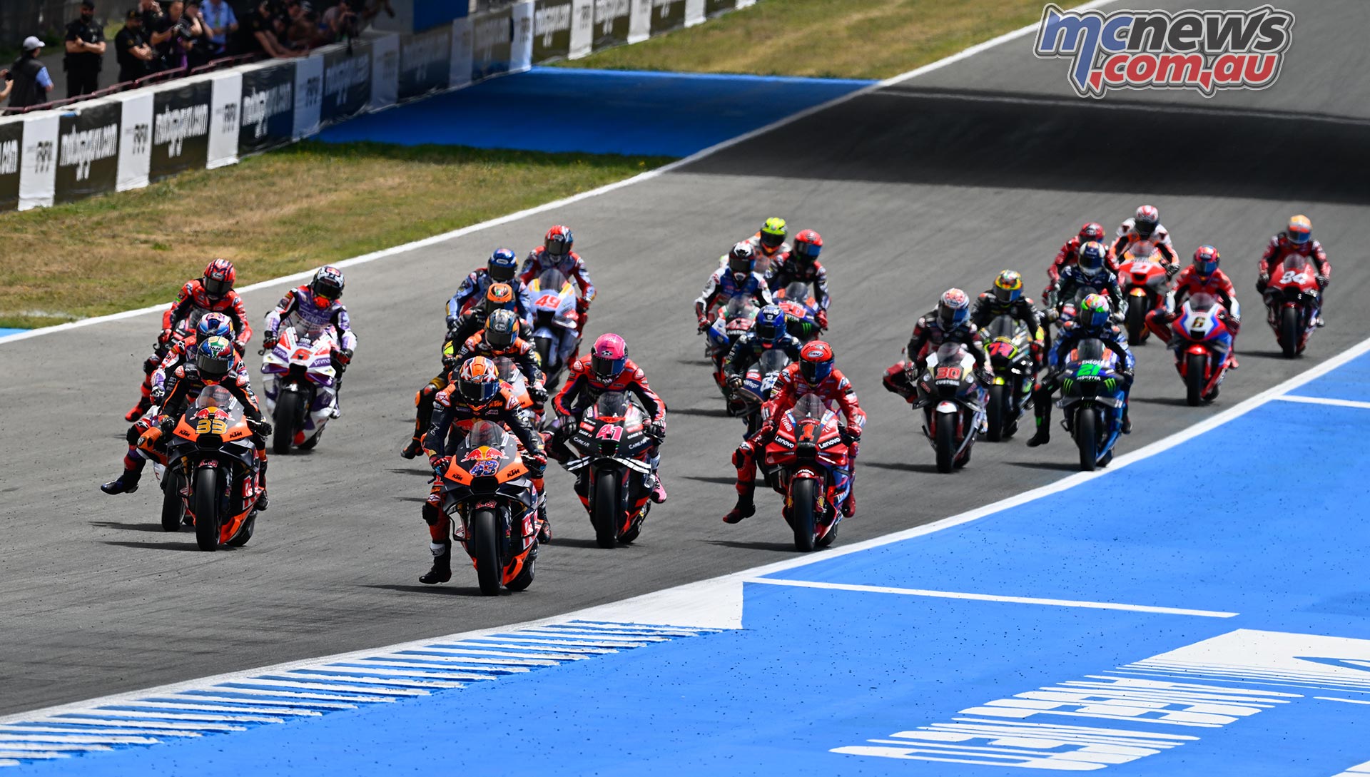 Sunday race round up from blinding Jerez MotoGP, Moto2 and Moto3 ...