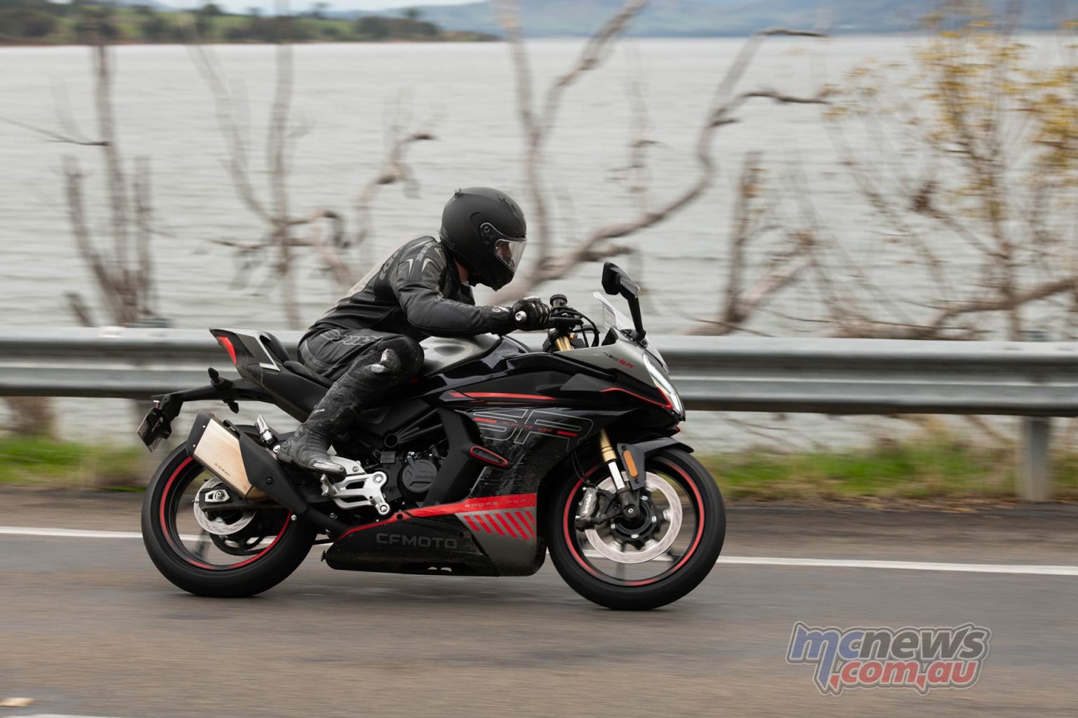 CFMOTO 450 SR Review - Impressive new offering from CFMOTO Tested | MCNews