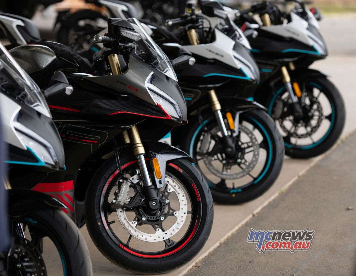 CFMOTO 450 SR Review - Impressive new offering from CFMOTO Tested | MCNews