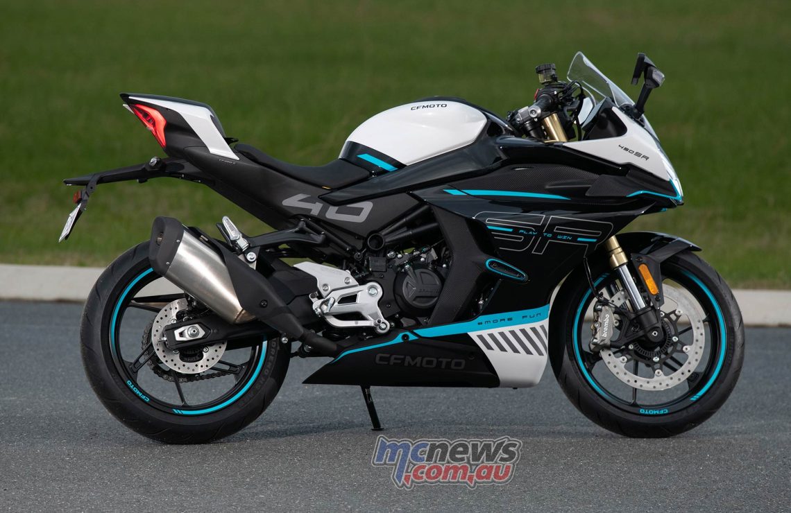 CFMOTO 450 SR Review - Impressive new offering from CFMOTO Tested | MCNews
