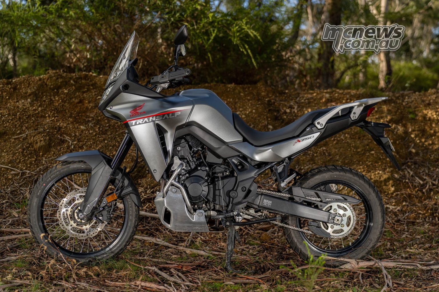 Honda Transalp Review - 1500 km with the new XL750 | MCNews