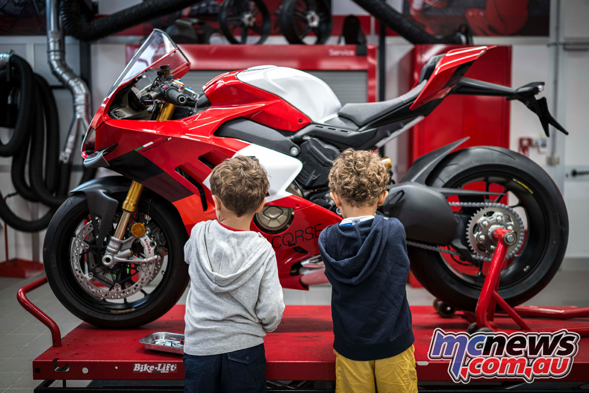 Borgo Panigale plant opened up for Ducati Family Day | MCNews