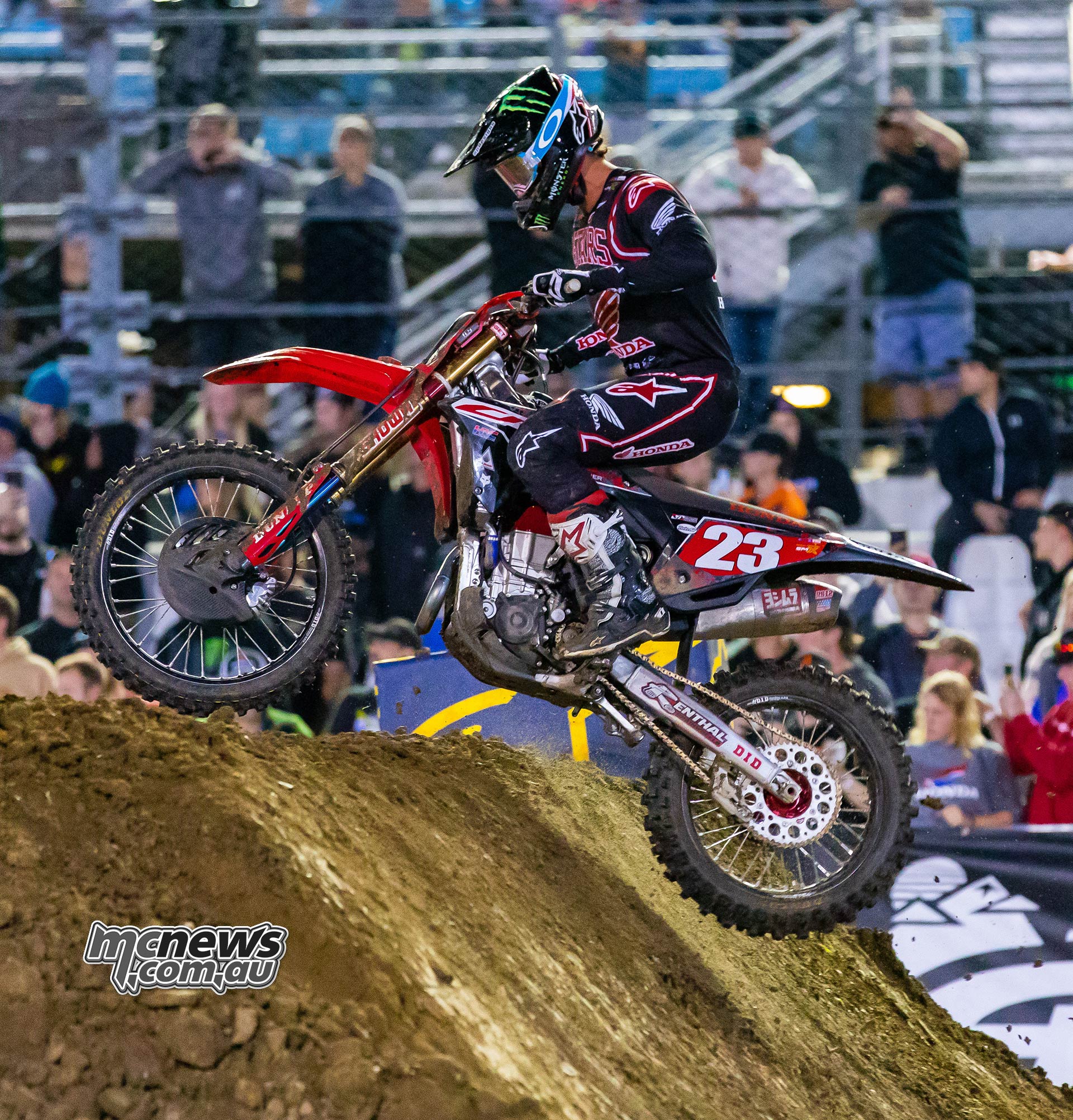 High-res images from second SMX play off at Chicagoland | MCNews