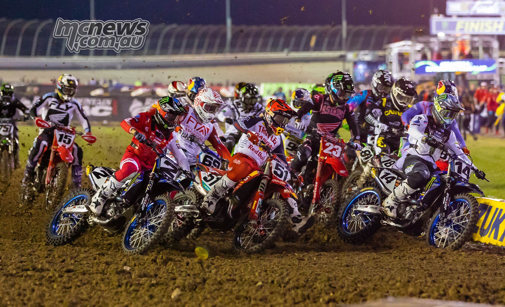 High-res images from second SMX play off at Chicagoland | MCNews