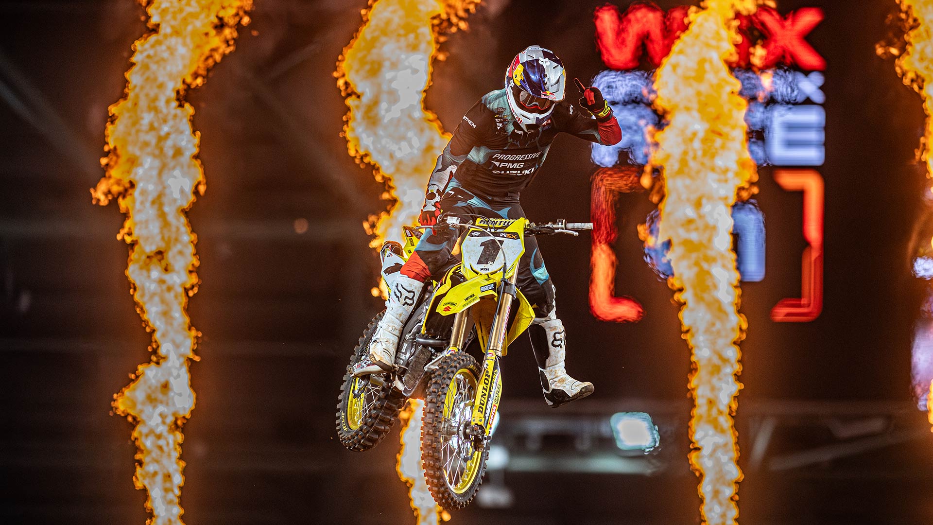 Roczen lifts WSX crown with victory at Melbourne finale | MCNews