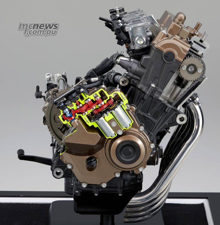 More on Honda's new E-Clutch system available for CB650R and CBR650R in 2024 | MCNews