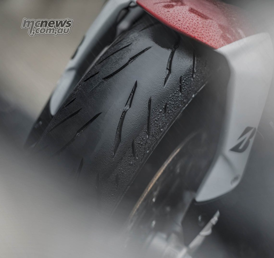 Bridgestone Battlax S23 Tyre Test | MCNews