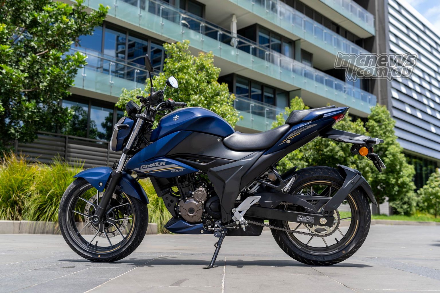 Suzuki Gixxer 250 & Gixxer SF 250 Review | Motorcycle Test | MCNews