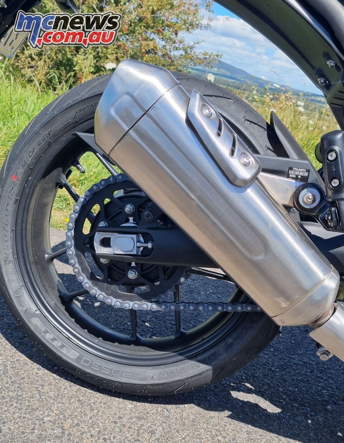 Triumph Speed 400 Review | Motorcycle Test | MCNews