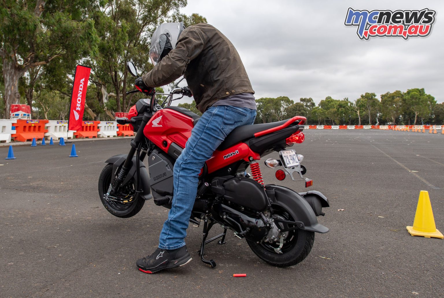 2024 Honda NAVi Review | Motorcycle Test NVA110 | MCNews