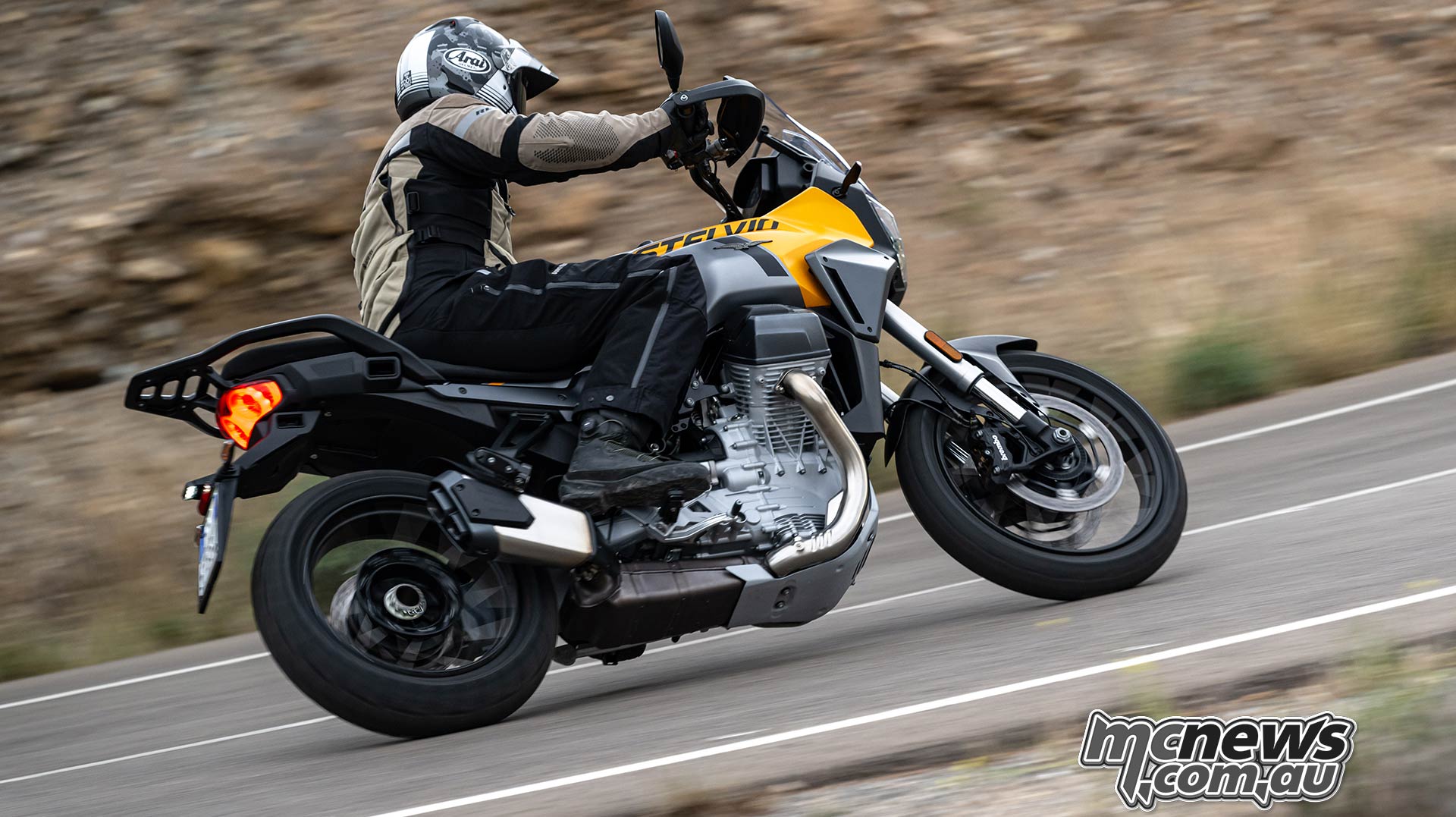 Moto Guzzi Stelvio Review - Motorcycle Test | MCNews