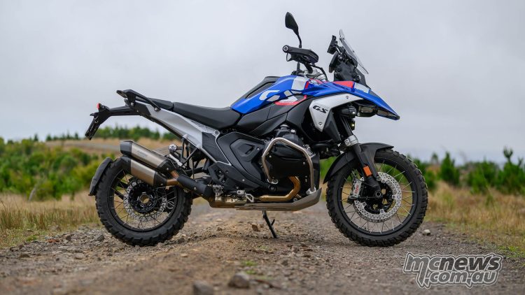 BMW R 1300 GS Trophy X Review - Motorcycle Test | MCNews