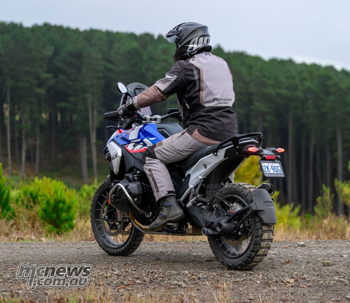 BMW R 1300 GS Trophy X Review - Motorcycle Test | MCNews