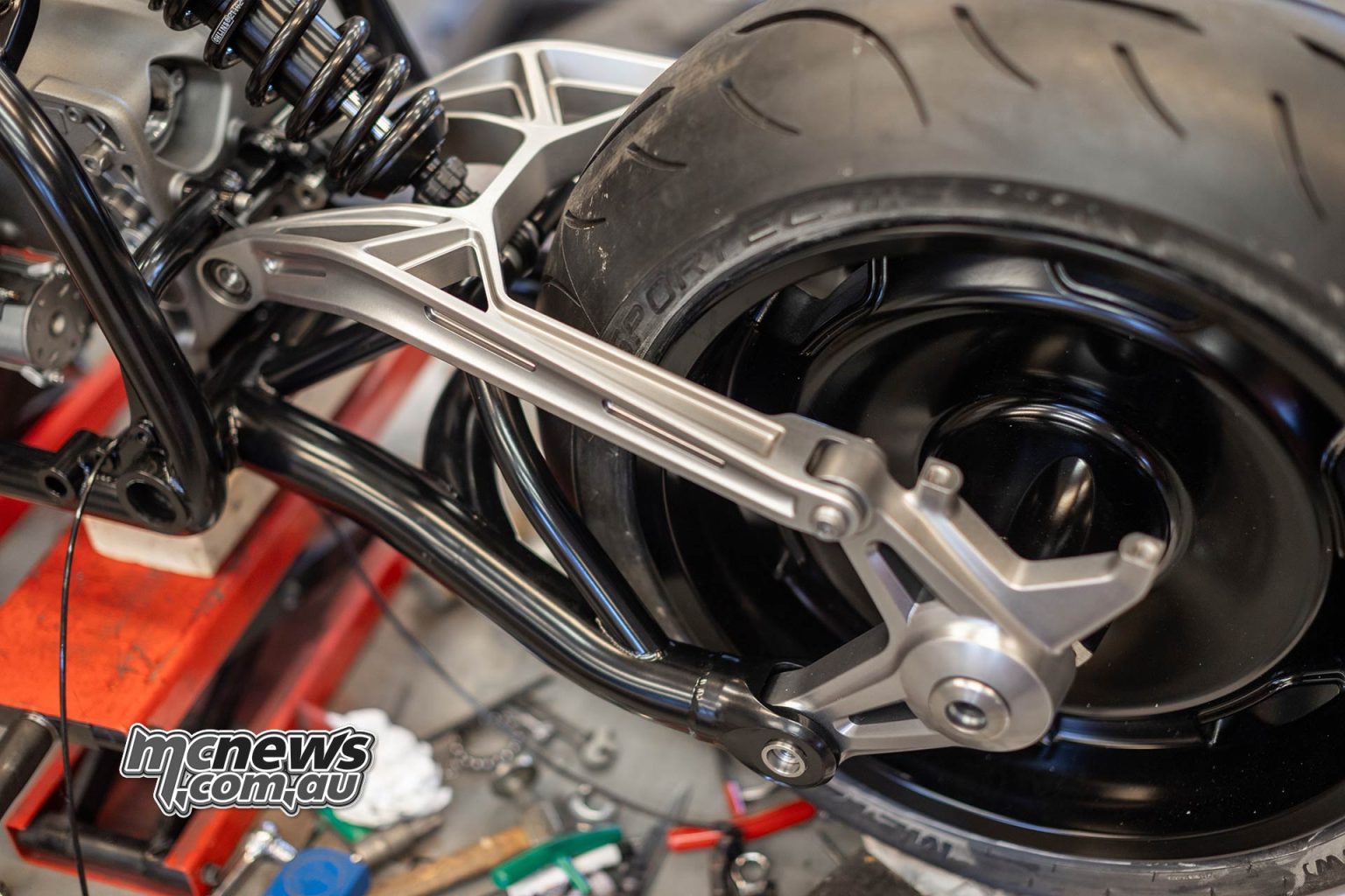 A new Big Boxer concept model unveiled in Italy by BMW | MCNews