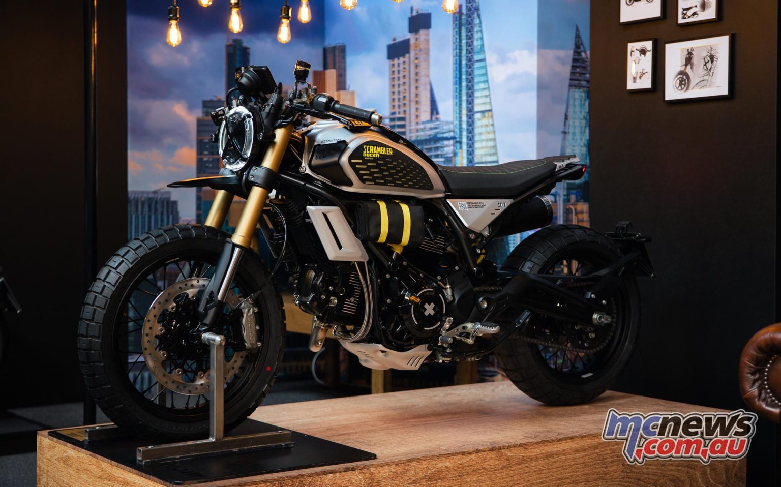 Café Racer and RR24I Scrambler concept models revealed | MCNews