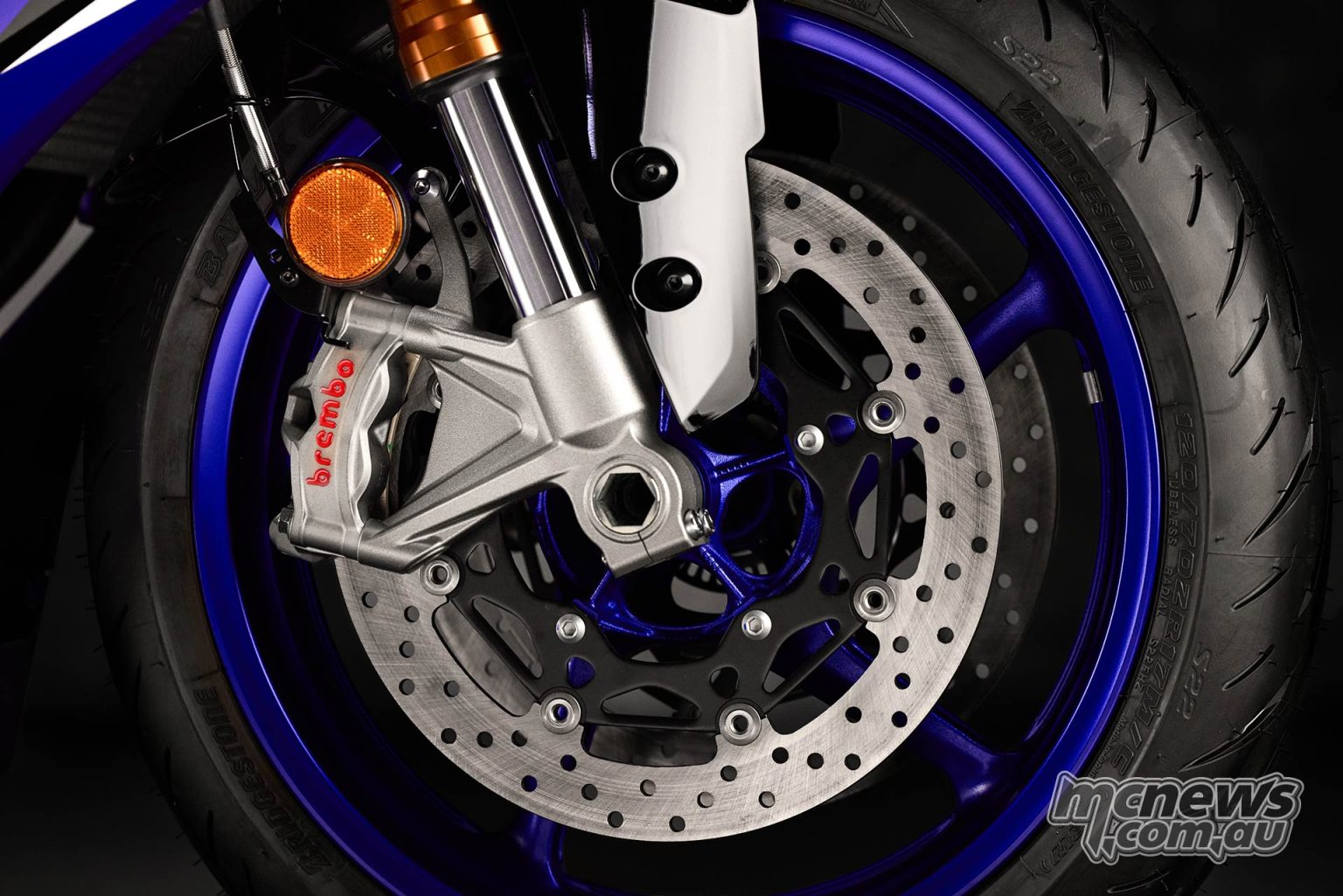 Yamaha YZF-R9 revealed - 890 cc triple - 195 kg wet - Brembo - KYB | MCNews