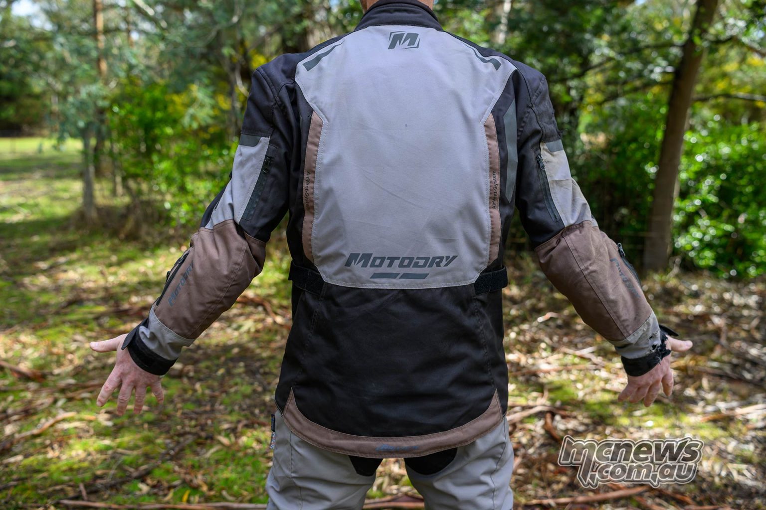 MotoDry Rallye 2 Adventure suit - Crash tested! | MCNews