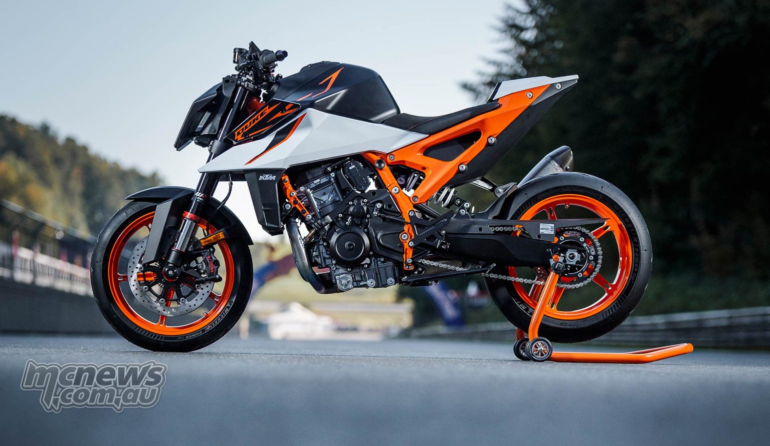KTM 990 Duke R steps things up a few notches but also takes me back a ...
