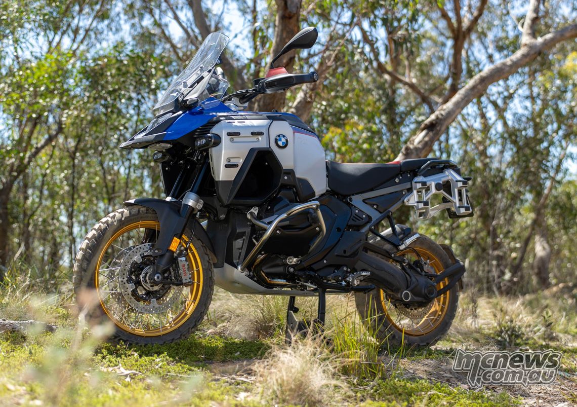 BMW R 1300 GS Adventure Trophy X Review | Motorcycle Test | MCNews