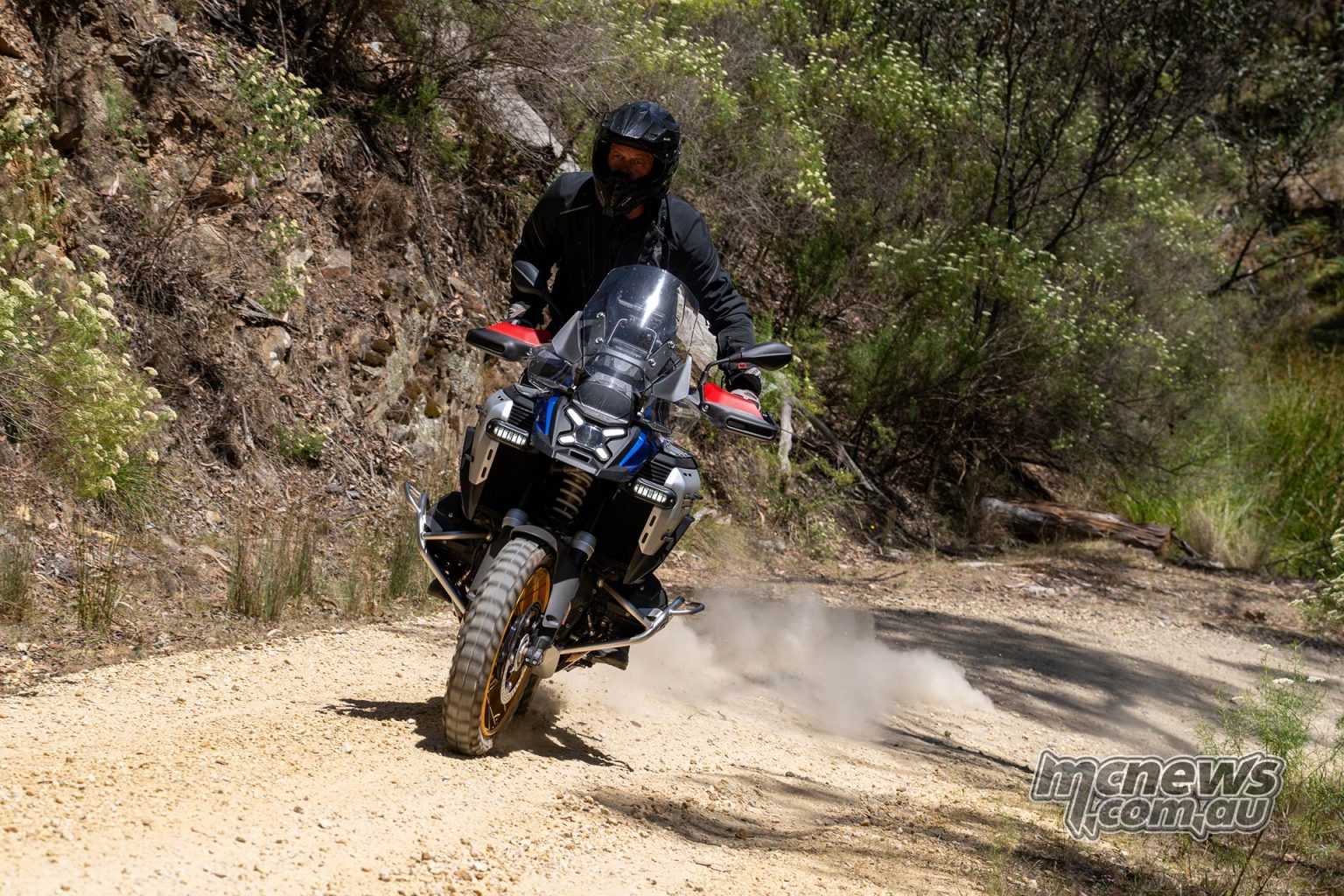 BMW R 1300 GS Adventure Trophy X Review | Motorcycle Test | MCNews