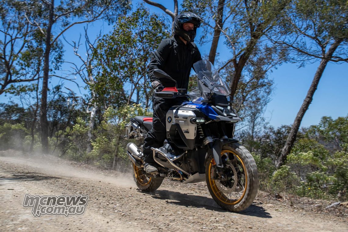 BMW R 1300 GS Adventure Trophy X Review | Motorcycle Test | MCNews