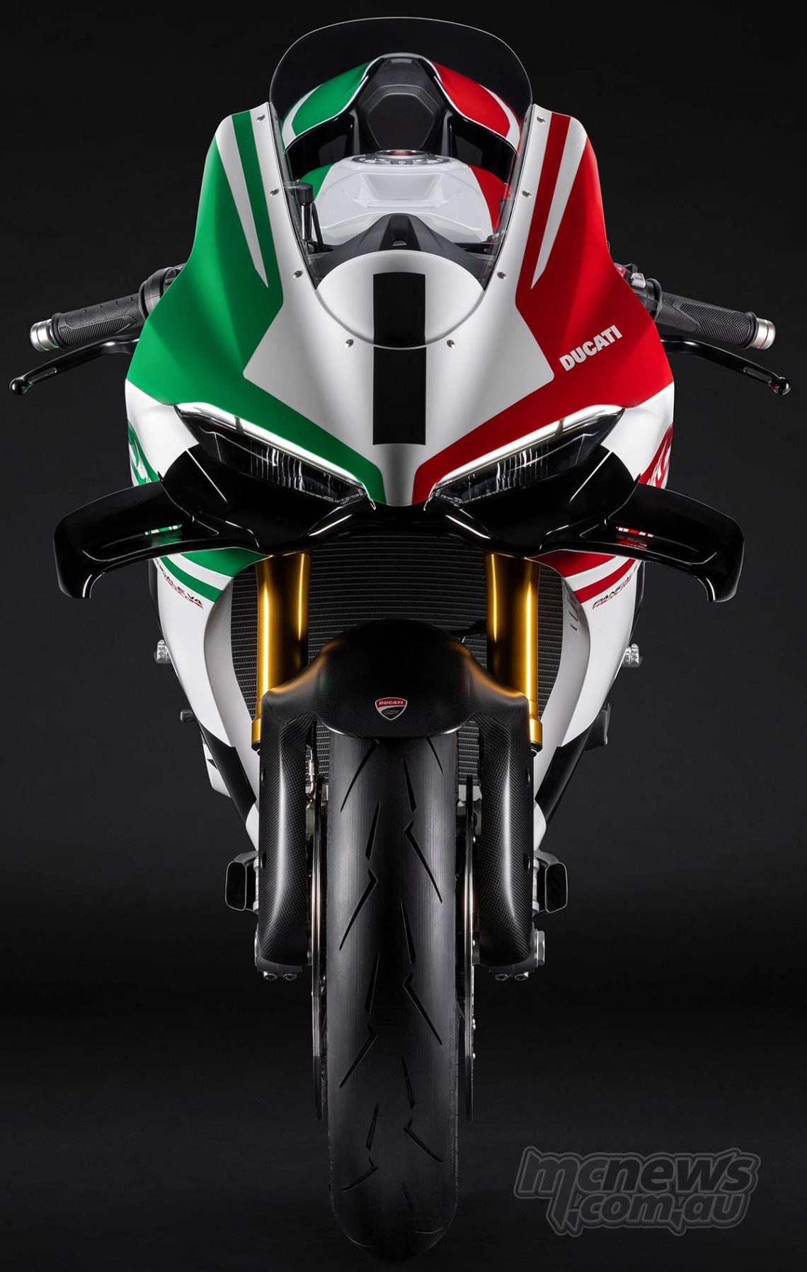 2025 Ducati Panigale V4 Tricolore - An exclusive Panigale with some trick features | MCNews