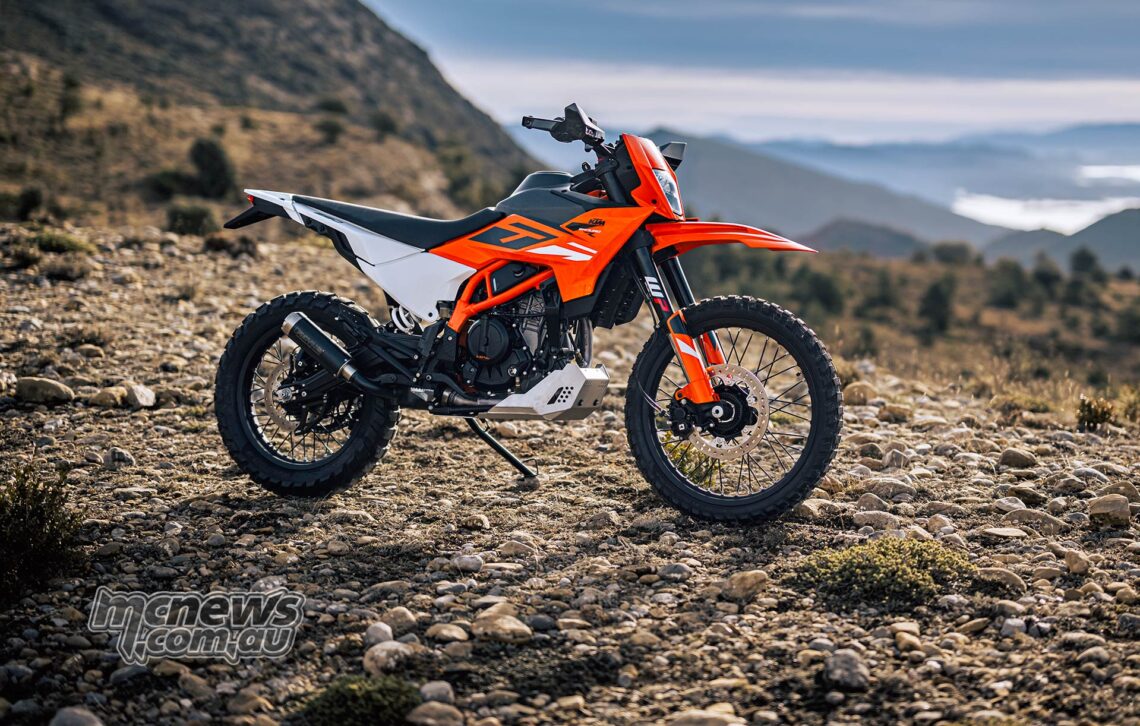KTM 390 Enduro R revealed ahead of new 2025 390 Adventure range | MCNews