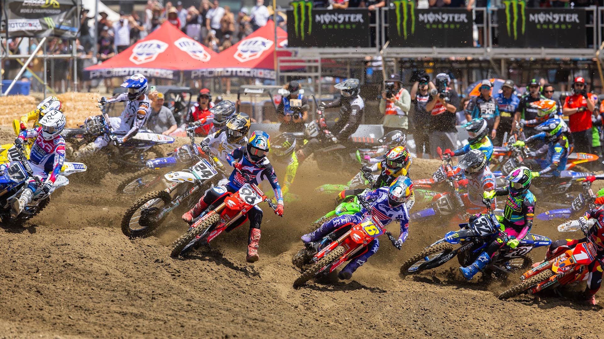 Jett Lawrence blitzes competition at AMA Pro MX season opener | MCNews