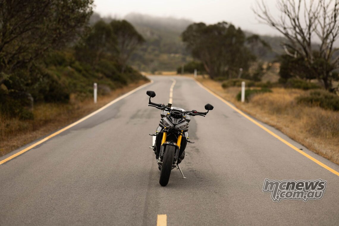 2025 Triumph Speed Triple 1200 RS Review | MCNews