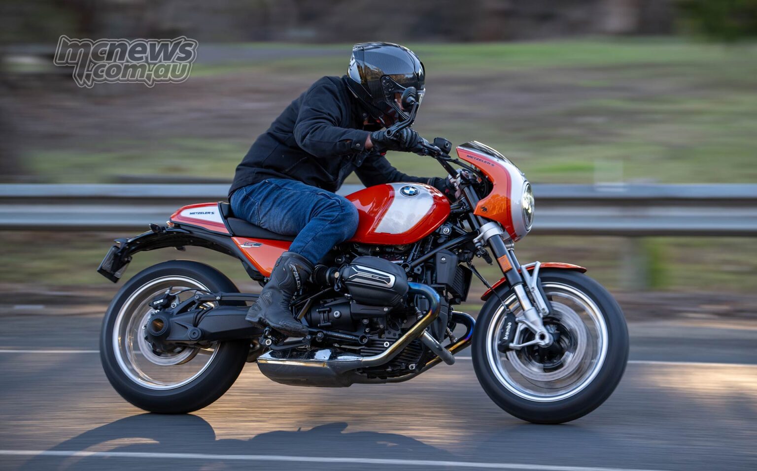 BMW R 12 S Review | Motorcycle Test | MCNews