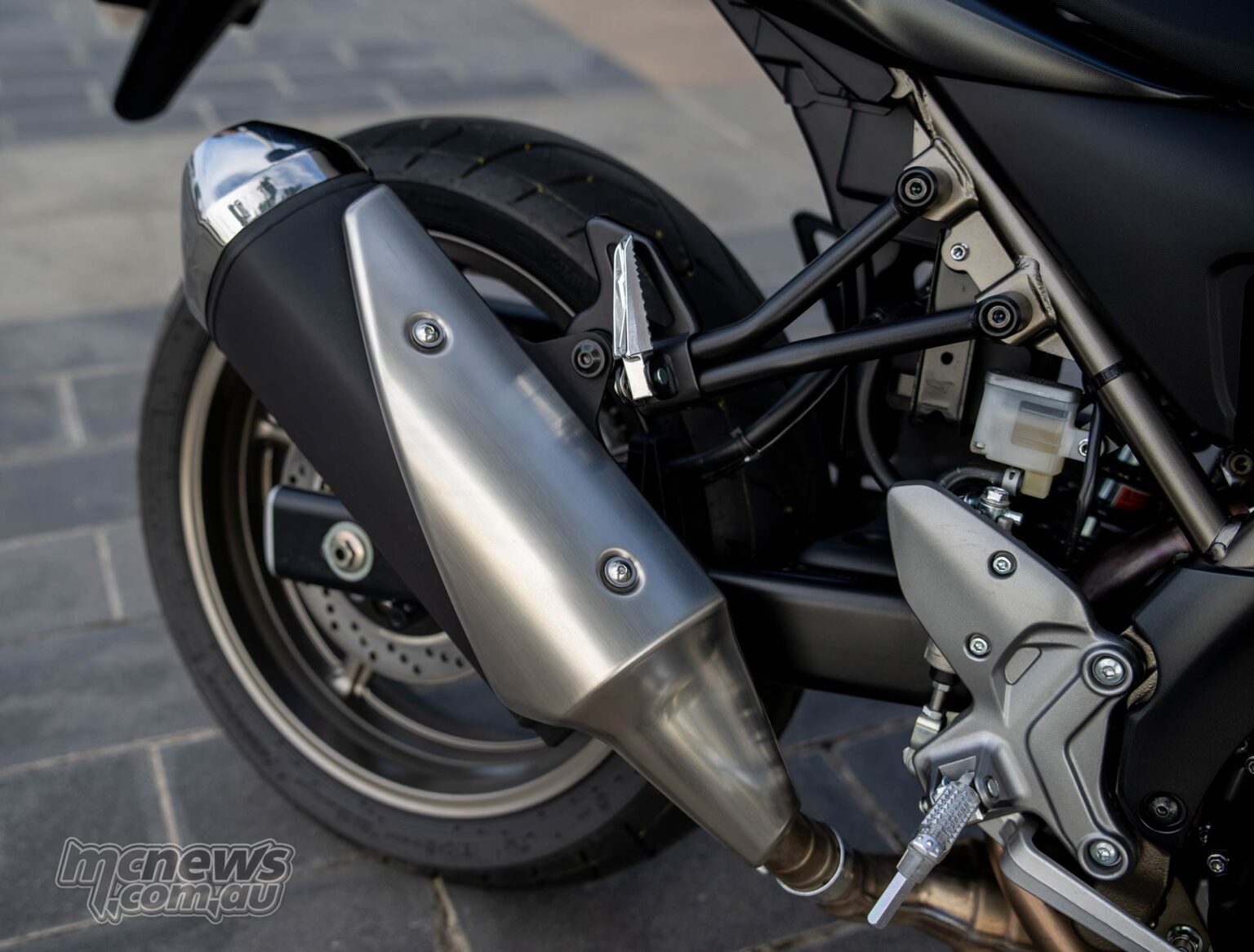 Suzuki SV650 Review - The full juice version... | MCNews