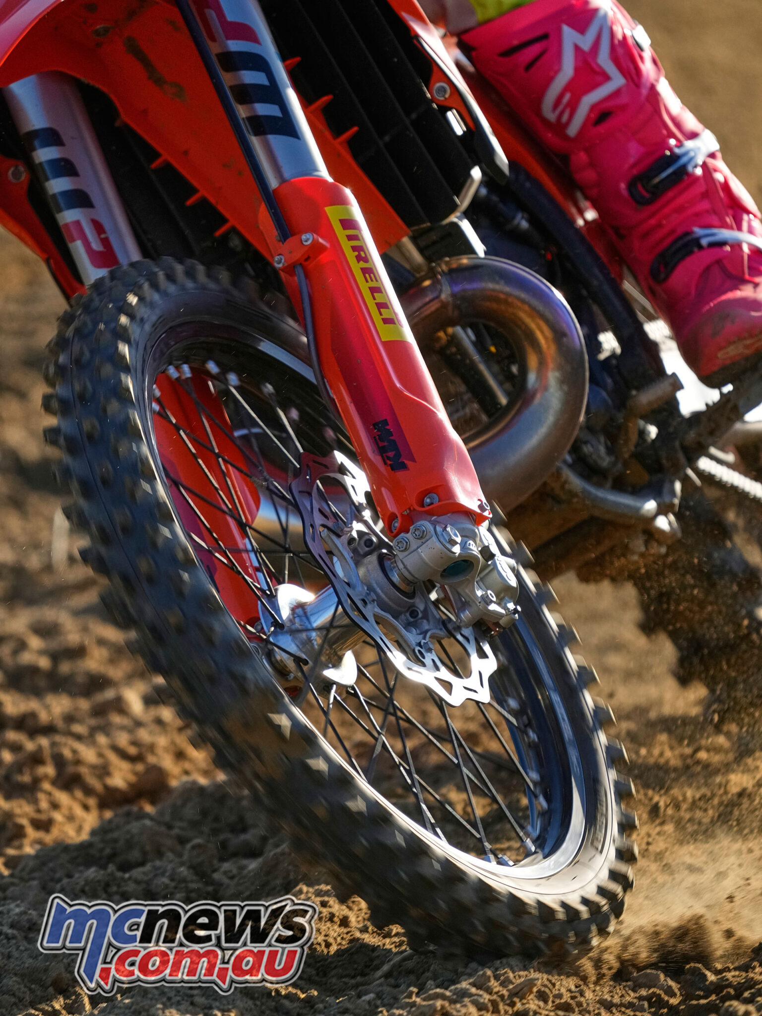 Pirelli Scorpion MX32 Mid-Soft Tyre launch report | MCNews