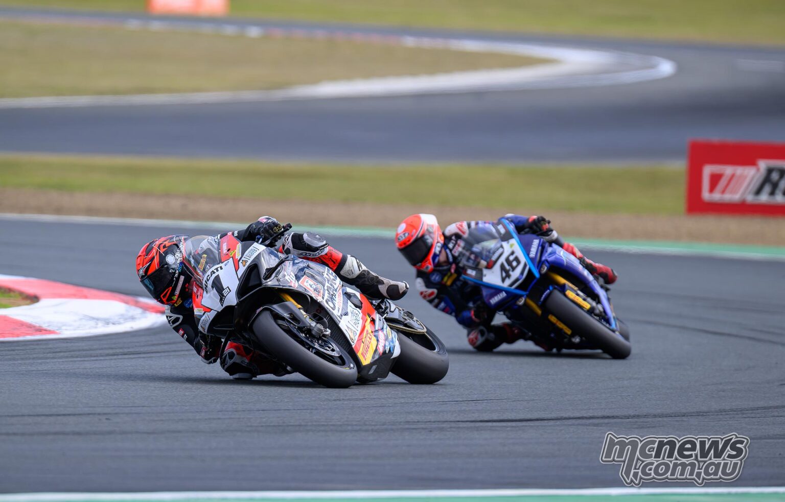 Recapping the final ASBK race from QLD Raceway V8s | MCNews