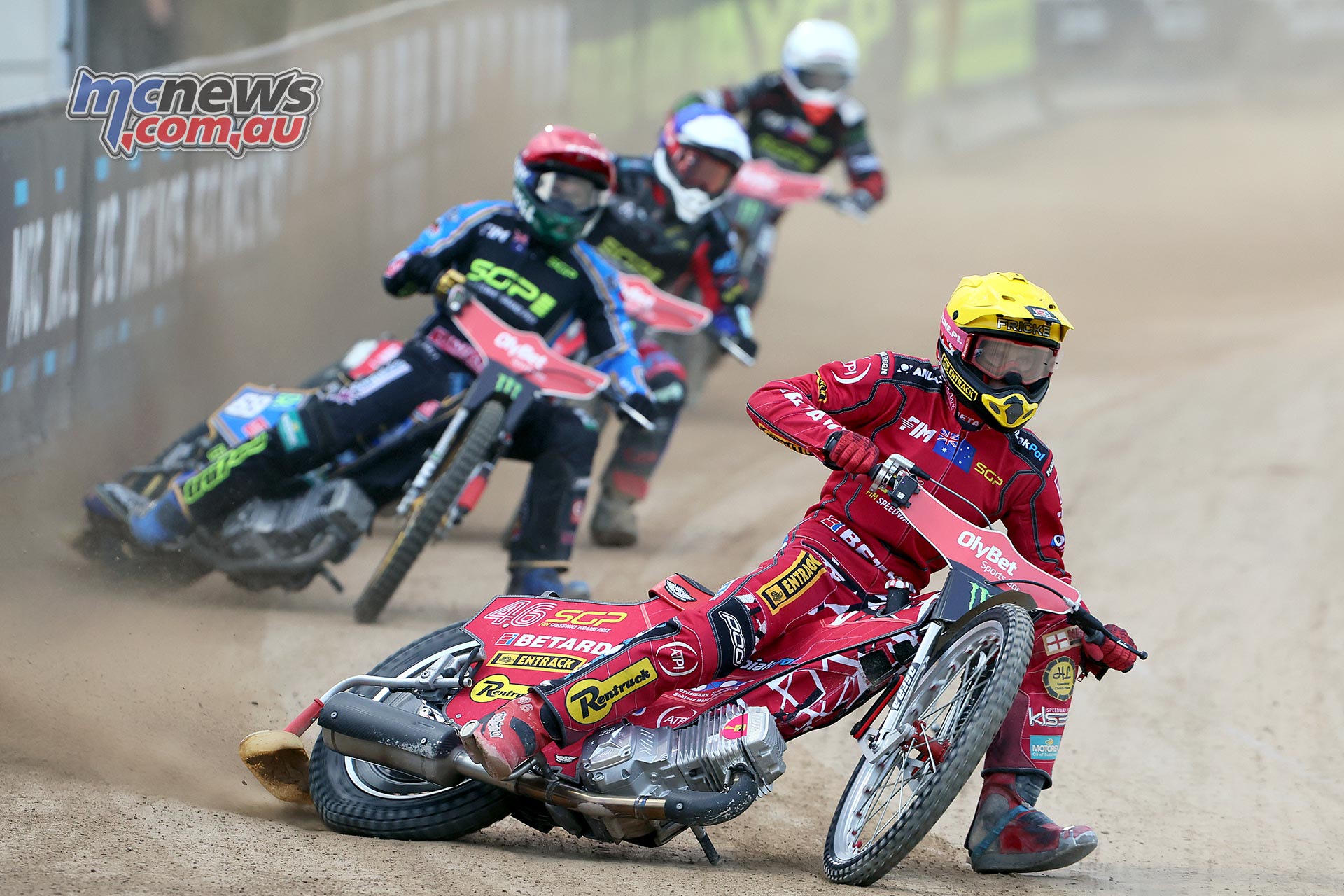 Kurtz takes third win on the bounce to close in on Zmarzlik | MCNews