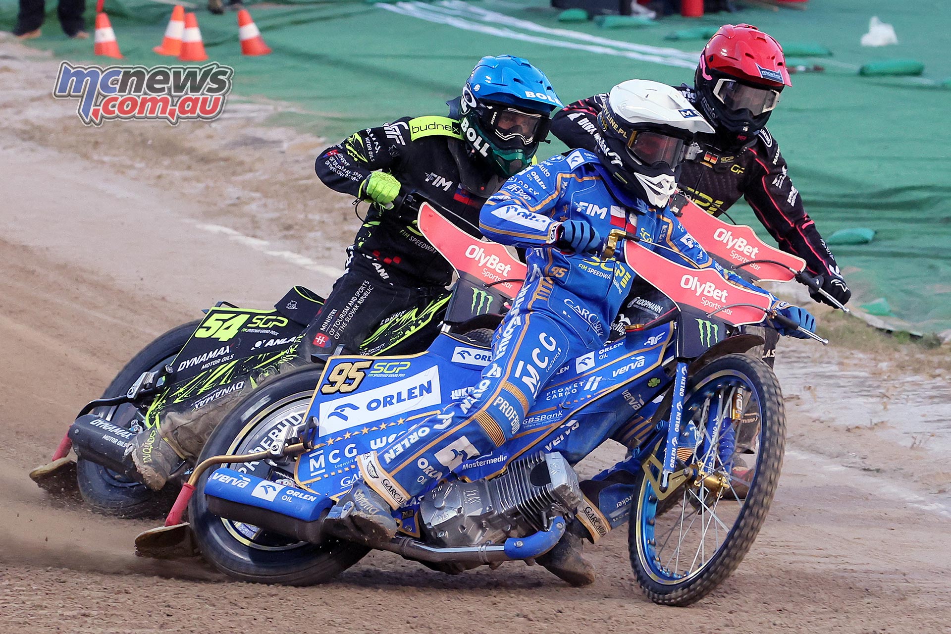 Kurtz takes third win on the bounce to close in on Zmarzlik | MCNews