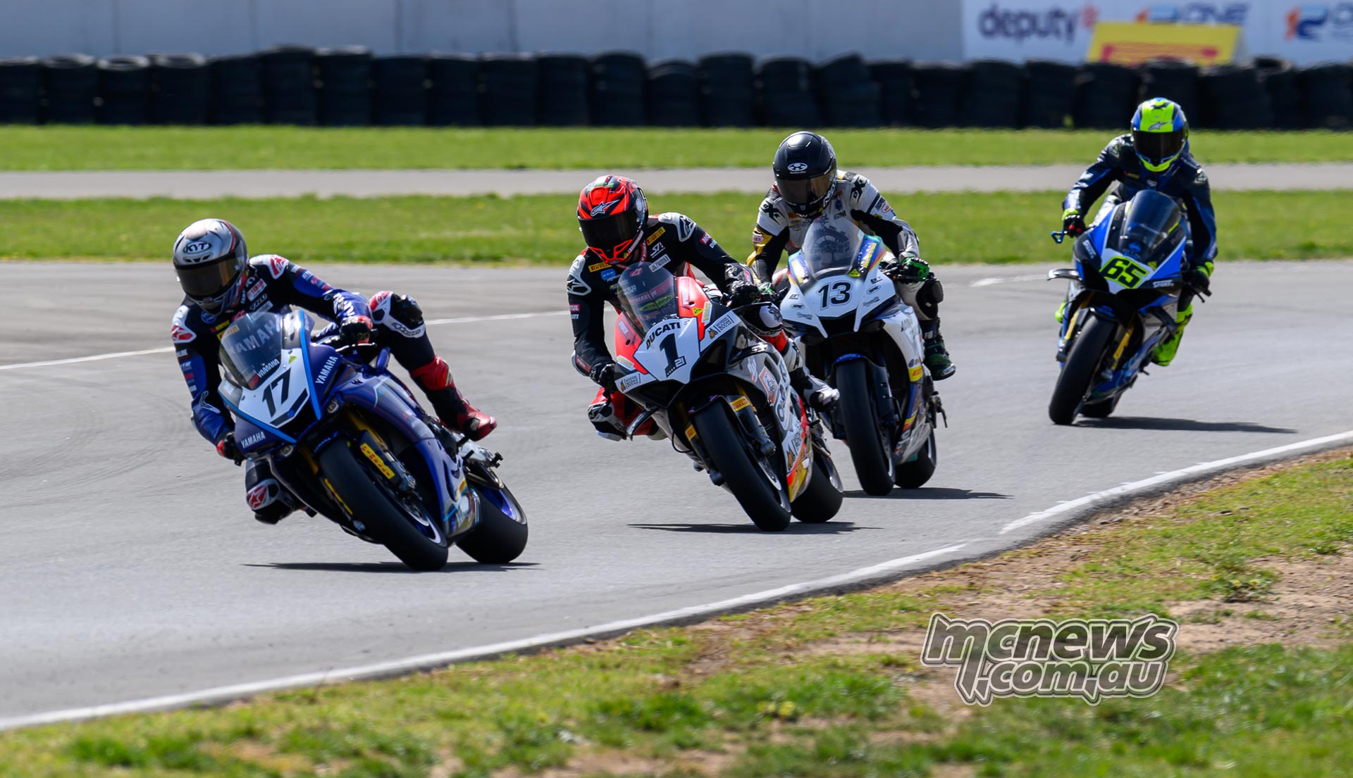 Jones doubles up at One Raceway to keep championship hopes alive | MCNews