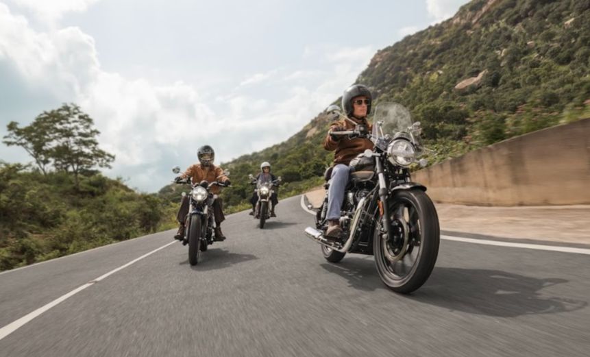 Royal Enfield Meteor 350 | New Colours & Features Announced! | MCNews