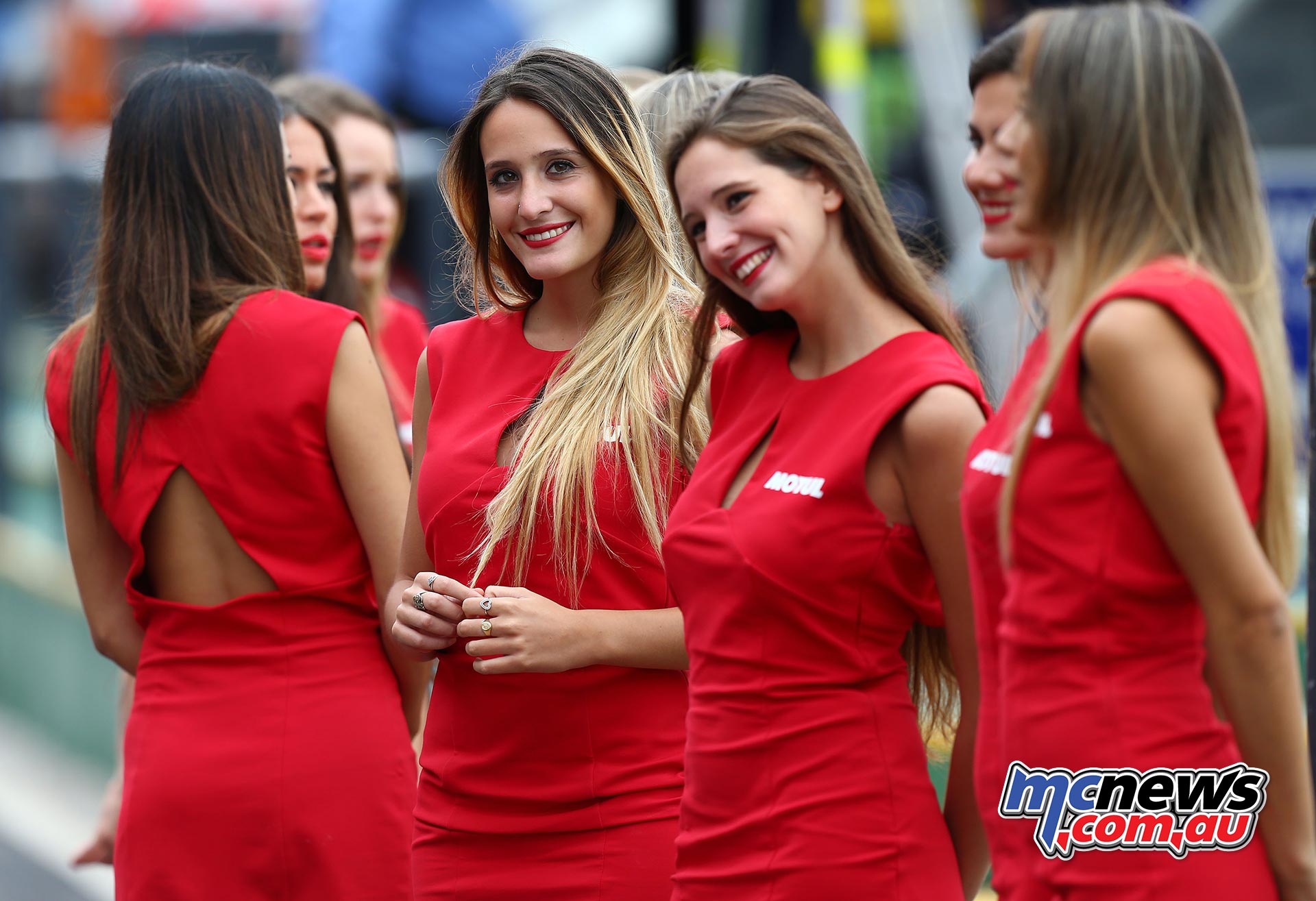 MotoGP Grid Girls Argentina 2016 | MCNews
